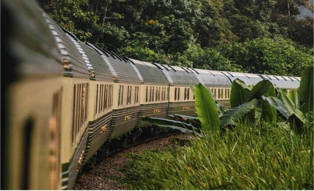 Luxury Indian Train Tours | Luxury Train Holiday Packages India